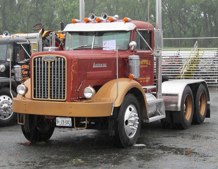 Película: Yo, el Halcón (Over the top) 1987 - BLOG: Vehículos de ...